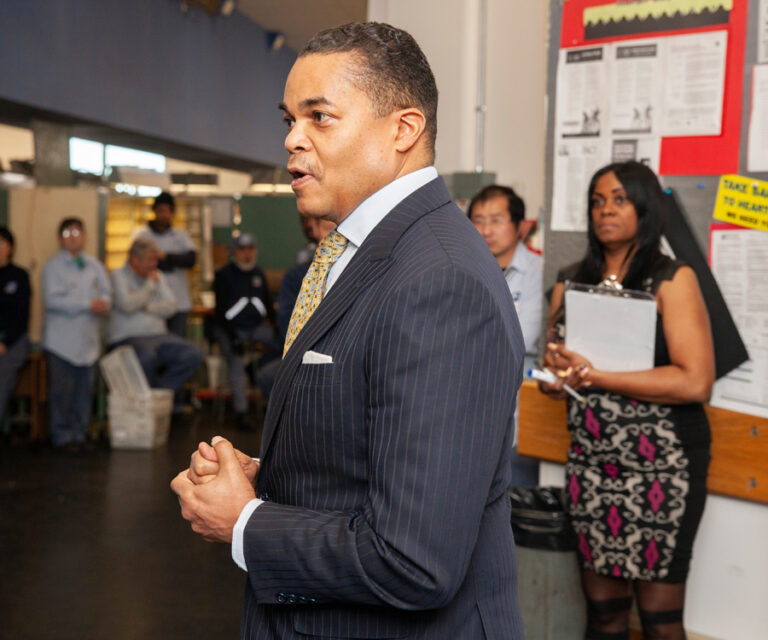 Stand and deliver – USPS Employee News