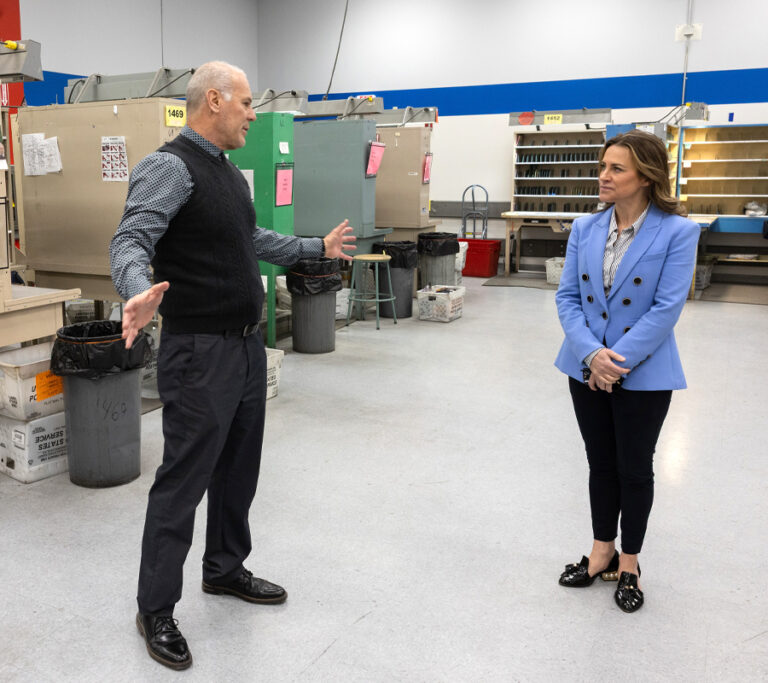 USPS board chair visits Nevada facilities – USPS Employee News